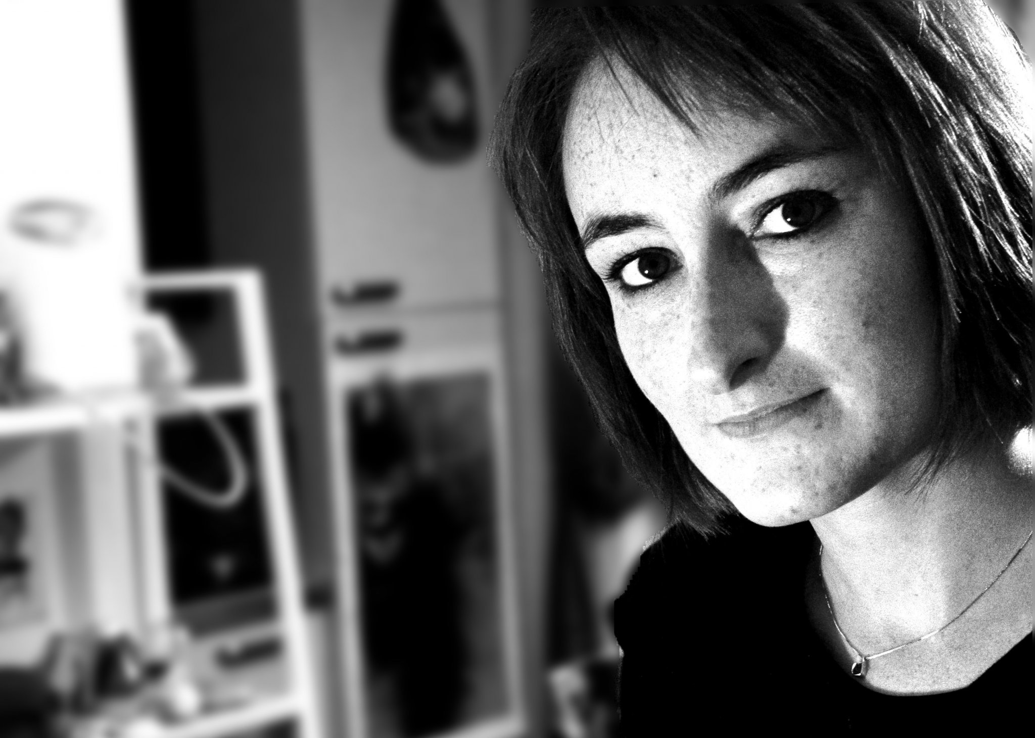 Giovani e lavoro: Nina Ferrari, la scrittura al servizio della memoria ...