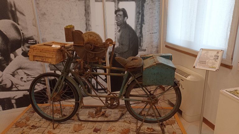 Il Museo del Moleta. Gli arrotini ambulanti di Cinte Tesino ...